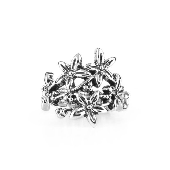 paparazzi | Jewelry | Paparazzi Prairie Primrose Silver | Poshmark